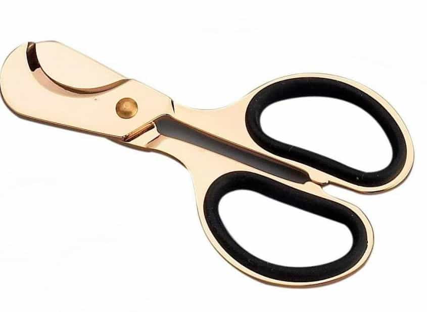 Cigar Humidors, Cutters & Lighters Guide