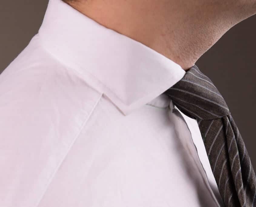 How To Tie A Pratt Knot a.k.a. Shelby Knot