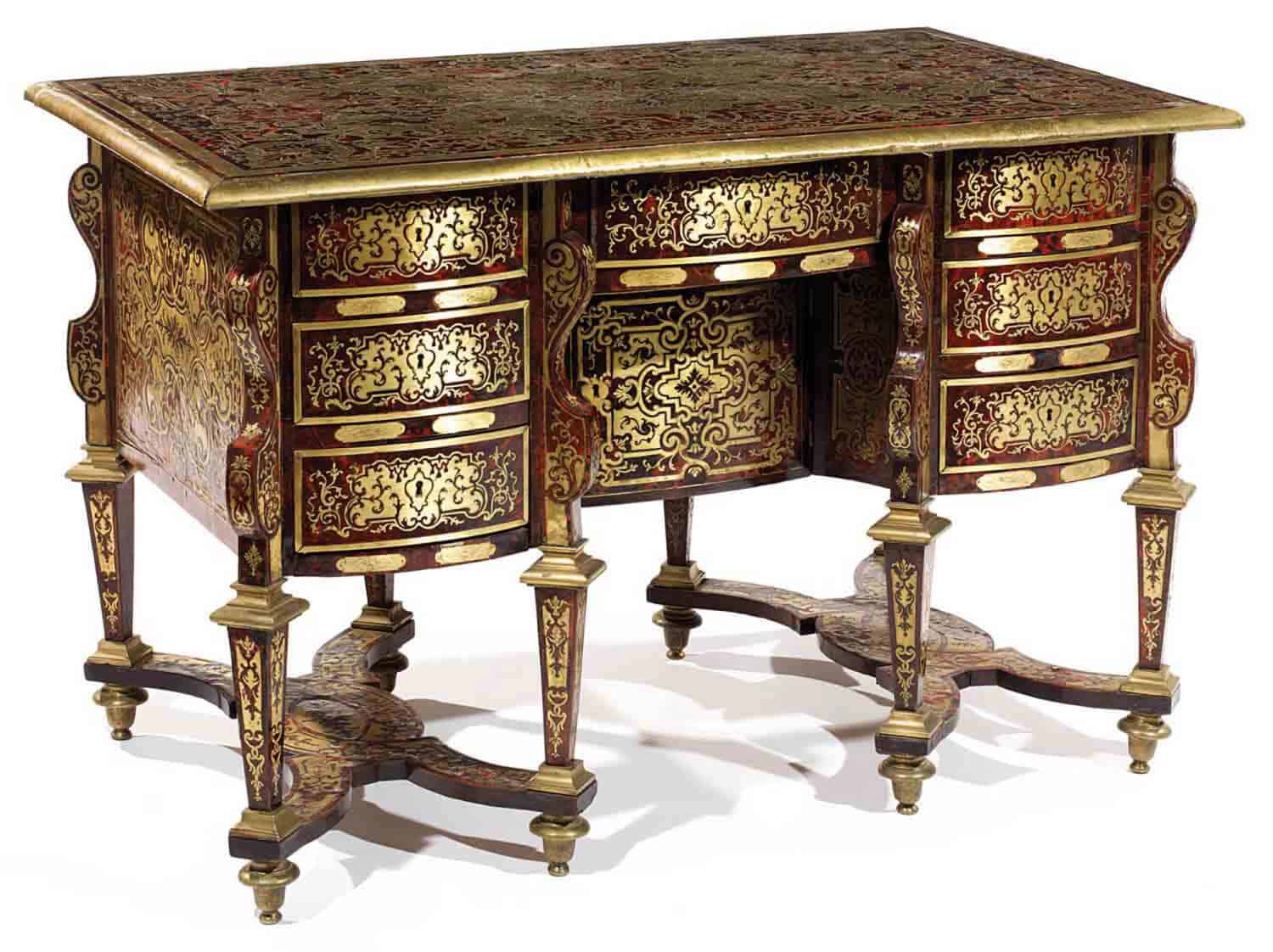 Office Desks for the Distinguished Gentleman