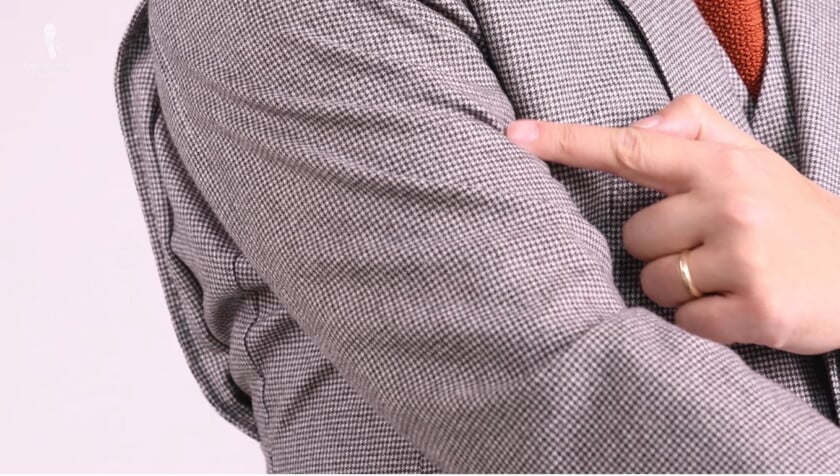 How A Tuxedo Should Fit