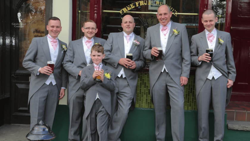 How To Tie A Formal Ascot For Proper Traditional Morning Wear