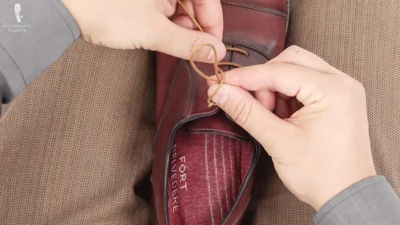 The RIGHT Way To Lace And Tie Your Dress Shoes! | Gentleman's Gazette