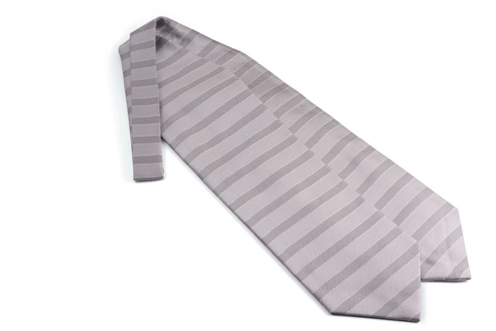 How To Tie A Formal Ascot For Proper Traditional Morning Wear