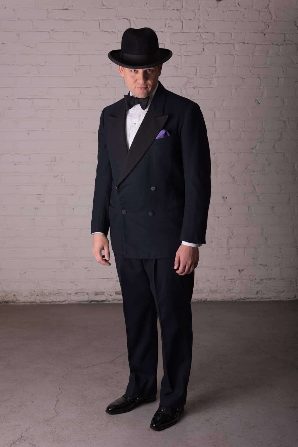 Cummerbunds: The Definitive Guide To Tuxedo Waist Sashes | Gentleman's ...