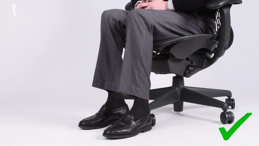 Gentlemen's Body Language Etiquette