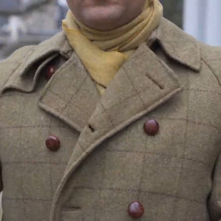 7 Stylish Men's Scarf Knots (Step-by-Step Guide) | Gentleman's Gazette