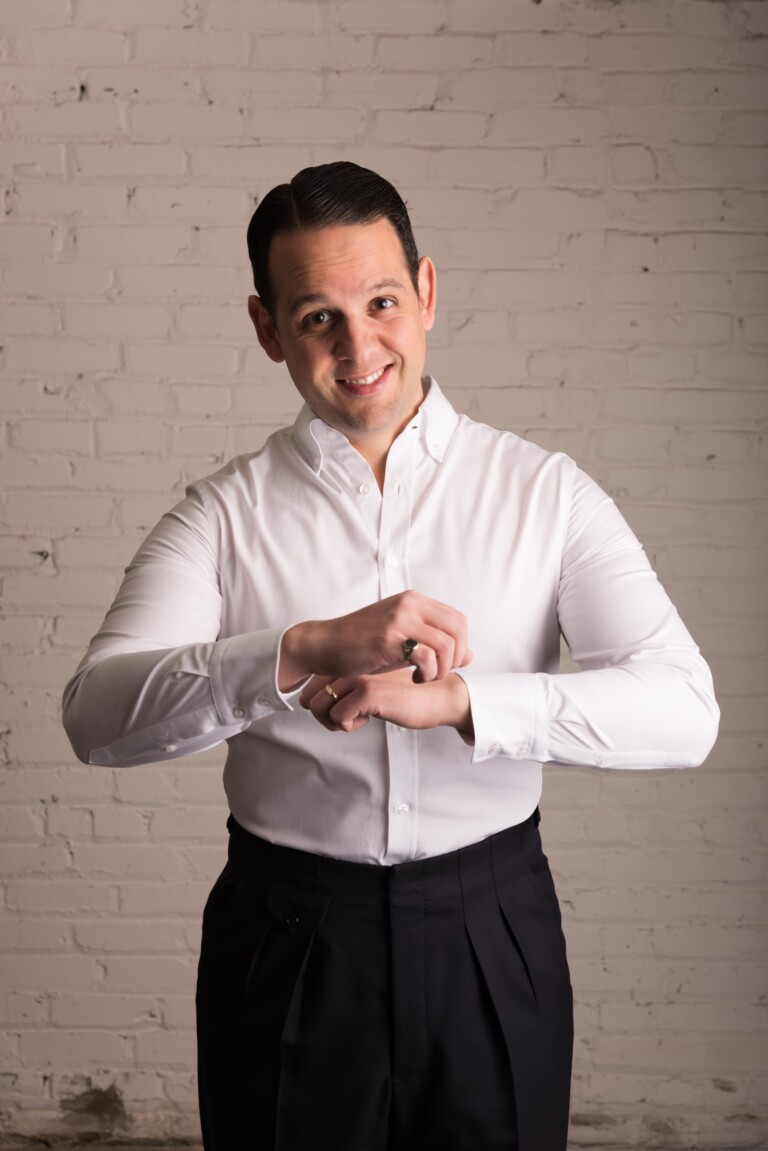 How To Wear A Flannel Shirt - Style Tips For Flannels (Beyond Plaid)