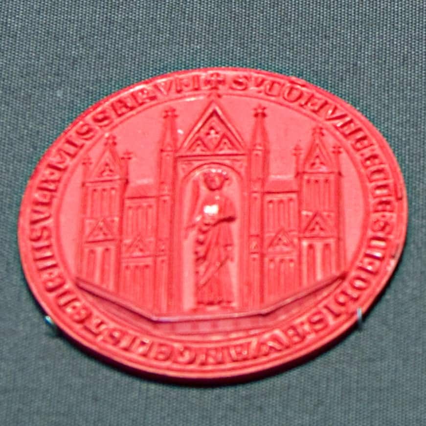 Men's Signet Rings: What They Are & How To Wear Them