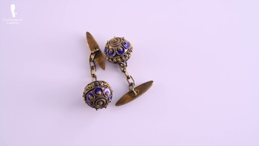 Cheap Vs. Expensive Cufflinks: What Are The Differences? | Gentleman's ...
