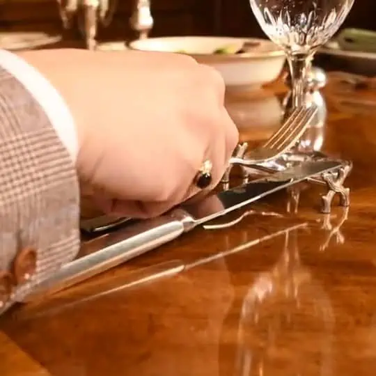 Table Manners - The Ultimate Guide To Dining Etiquette